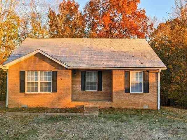 3 Bedroom Home for Rent at 1352 Chucker Dr, Clarksville, TN 37042