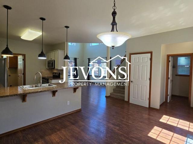 3 Bedroom Home for Rent at 1406 S 79th Ave, Yakima, WA 98908