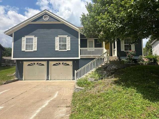 3 Bedroom Home for Rent at 1400 Cypress Dr, Greenwood, MO 64034
