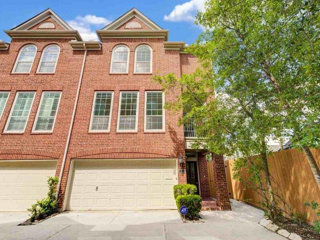 3 Bedroom Home for Rent at 1413 Michigan St, Houston, TX 77006 Neartown Montrose