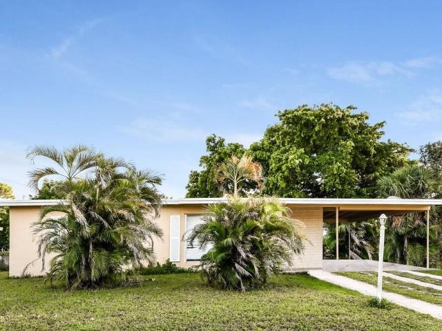 3 Bedroom Home for Rent at 1420 Ne 40th Ct, Pompano Beach, FL 33064