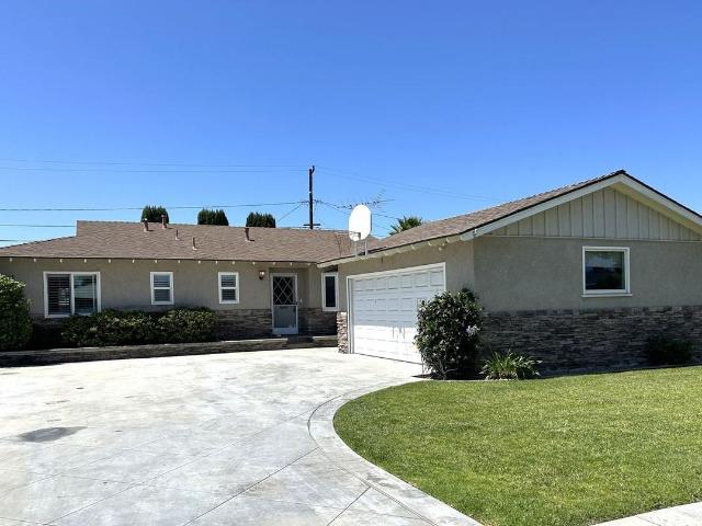 3 Bedroom Home for Rent at 1420 E Lomita Ave, Orange, CA 92867