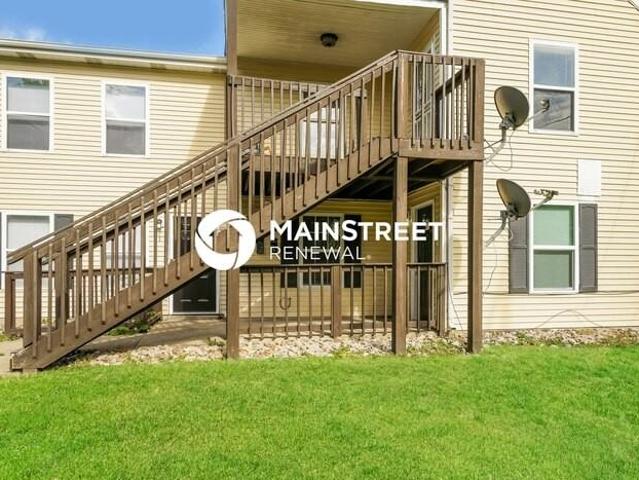 3 Bedroom Home for Rent at 1439 Beech St #1, Louisville, KY 40211 Park Duvalle