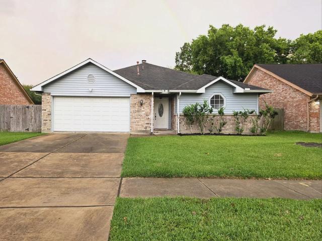 3 Bedroom Home for Rent at 14315 Royal Hill Dr, Houston, TX 77083