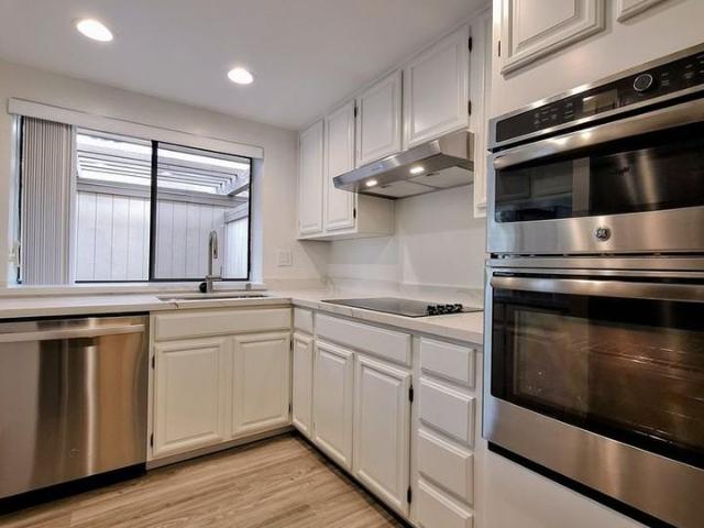 3 Bedroom Home for Rent at 14575 S Bascom Ave, Campbell, CA 95032 White Oak