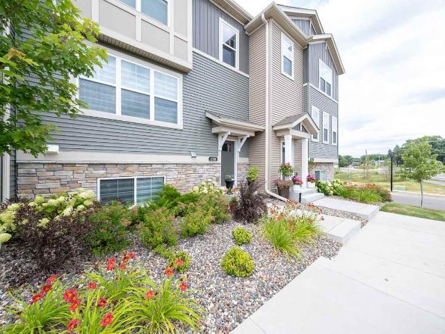 3 Bedroom Home for Rent at 1518 Timberwood Ln #1, West St. Paul, MN 55118