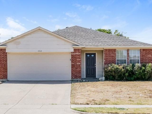 3 Bedroom Home for Rent at 1519 Columbia Dr, Glenn Heights, TX 75154