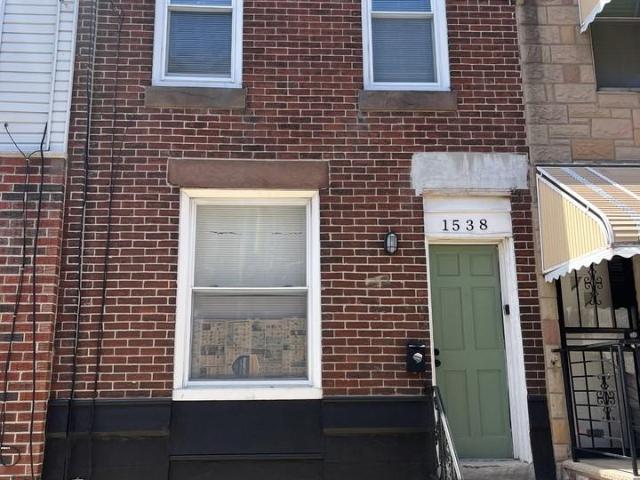 3 Bedroom Home for Rent at 1538 S Dover St #1, Philadelphia, PA 19146 Grays Ferry