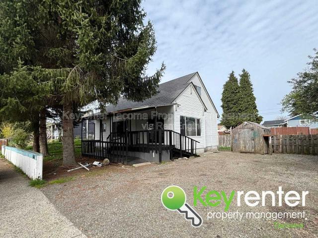 3 Bedroom Home for Rent at 1541 S Ridgewood Ave, Tacoma, WA 98405 Central