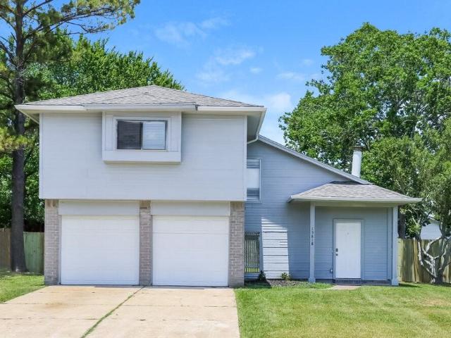 3 Bedroom Home for Rent at 15818 Gatebriar Dr, Houston, TX 77489 Fort Bend Houston