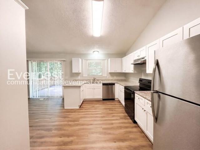 3 Bedroom Home for Rent at 1599 Allgood Rd, Stone Mountain, GA 30083