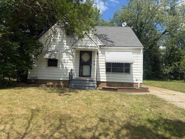 3 Bedroom Home for Rent at 16015 S Lotus Dr, Cleveland, OH 44128 Lee Miles