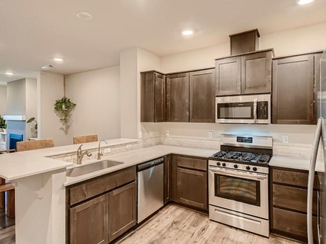 3 Bedroom Home for Rent at 16119 Nw Pristine Ln, Oak Hills, OR 97229 Sommerset West Elmonica North