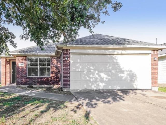 3 Bedroom Home for Rent at 16207 Imperial Forest Ln, Houston, TX 77073