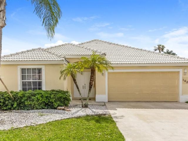3 Bedroom Home for Rent at 162 Preserve Dr, Royal Palm Beach, FL 33411 Crestwood