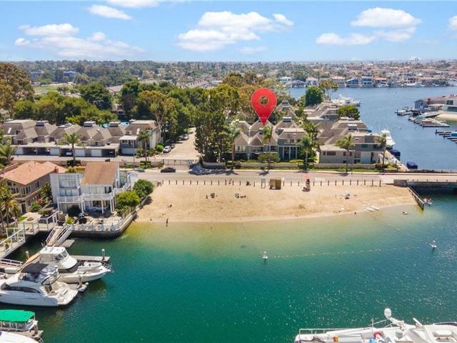 3 Bedroom Home for Rent at 16353 Wimbledon Ln, Huntington Beach, CA 92649 Huntington Harbour