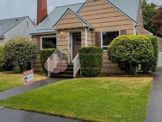 3 Bedroom Home for Rent at 1635 Roosevelt St Ne, Salem, OR 97301 Northeast Neighbors
