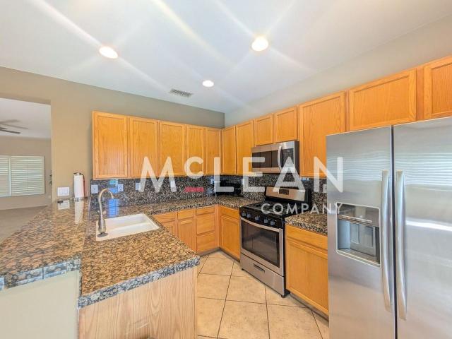 3 Bedroom Home for Rent at 1669 E Racquet Club Rd, Palm Springs, CA 92262 Vista Norte