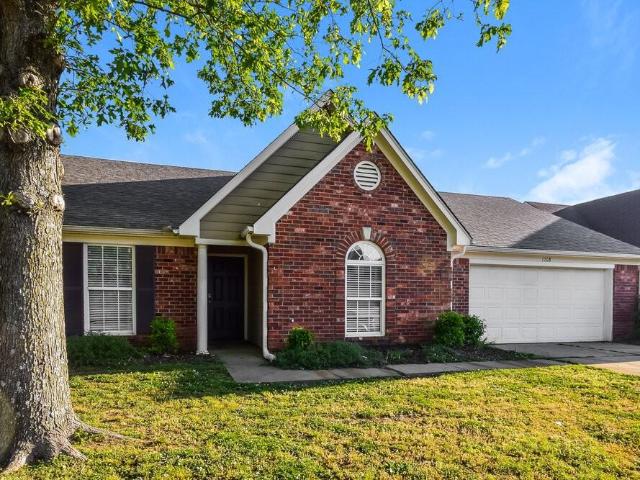 3 Bedroom Home for Rent at 1708 Cherry Creek Dr, Southaven, MS 38671