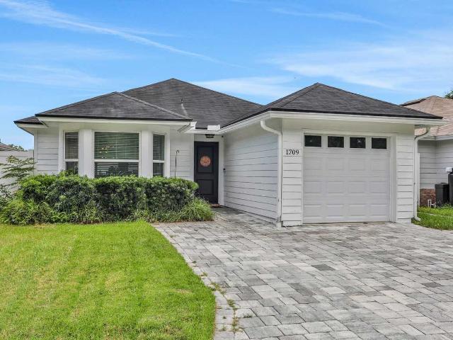 3 Bedroom Home for Rent at 1709 Ashmore Green Dr, Jacksonville, FL 32246 Golden Glades The Woods