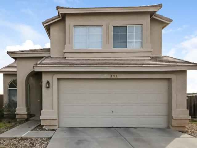 3 Bedroom Home for Rent at 1713 S 82nd Ave, Phoenix, AZ 85043