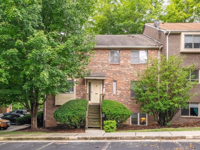 3 Bedroom Home for Rent at 1725 Donlee Dr, Blacksburg, VA 24060 Grissom Highland