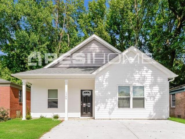 3 Bedroom Home for Rent at 1720 Taylor Ave, Charlotte, NC 28216 Washington Heights