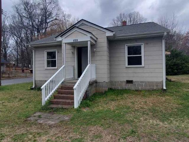 3 Bedroom Home for Rent at 1721 Boone St, Greensboro, NC 27405 Phillips Ave