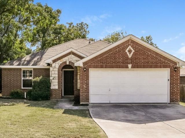 3 Bedroom Home for Rent at 1734 Avenue E, Grand Prairie, TX 75051