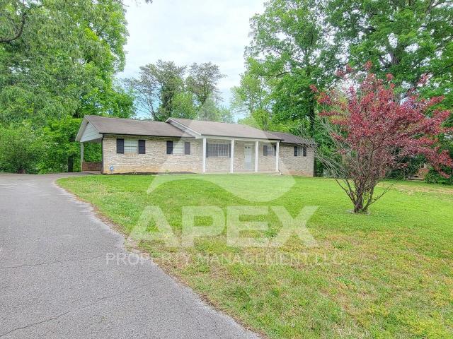 3 Bedroom Home for Rent at 1809 S Hills Dr, Knoxville, TN 37920