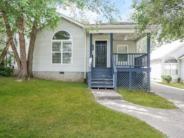 3 Bedroom Home for Rent at 1818 Jefferson Ave, Lyndon, KY 40242 Lyndon