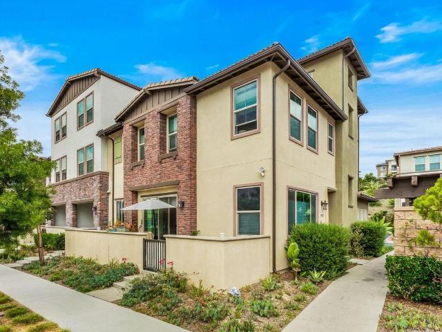 3 Bedroom Home for Rent at 1873 Red Willow Way, Vista, CA 92056 Vista