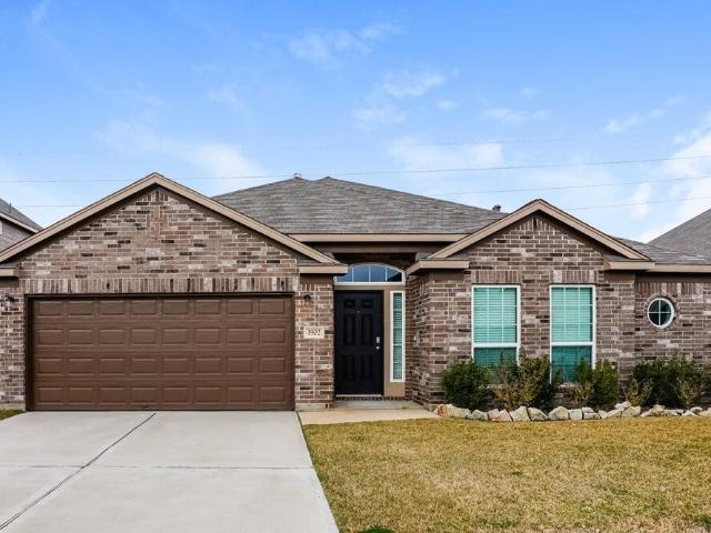3 Bedroom Home for Rent at 1902 Walnut Green Cir, Rosenberg, TX 77471
