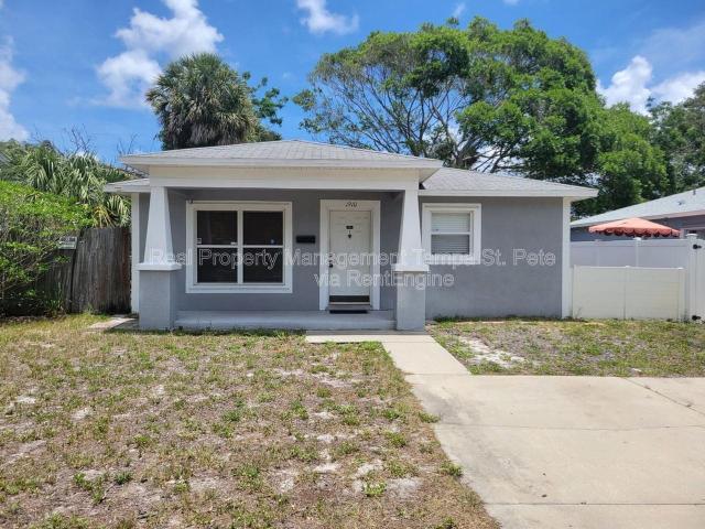 3 Bedroom Home for Rent at 1910 45th St S, St. Petersburg, FL 33711 Childs Park