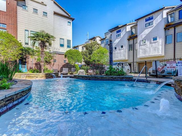 3 Bedroom Home for Rent at 1922 Winter St, Houston, TX 77007 Washington Ave Memorial Park