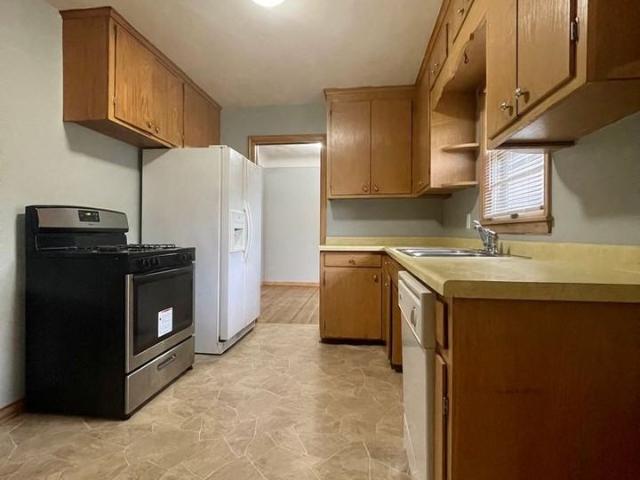 3 Bedroom Home for Rent at 1953 White Bear Ave N, Maplewood, MN 55109 Maplewood Oakdale