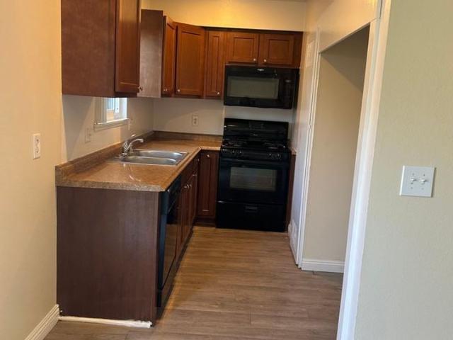 3 Bedroom Home for Rent at 19896 Sheffield Ln, Huntington Beach, CA 92646 Adams