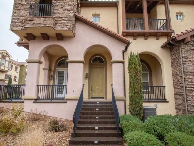 3 Bedroom Home for Rent at 1 Corte Belleza, Henderson, NV 89011 Lake Las Vegas