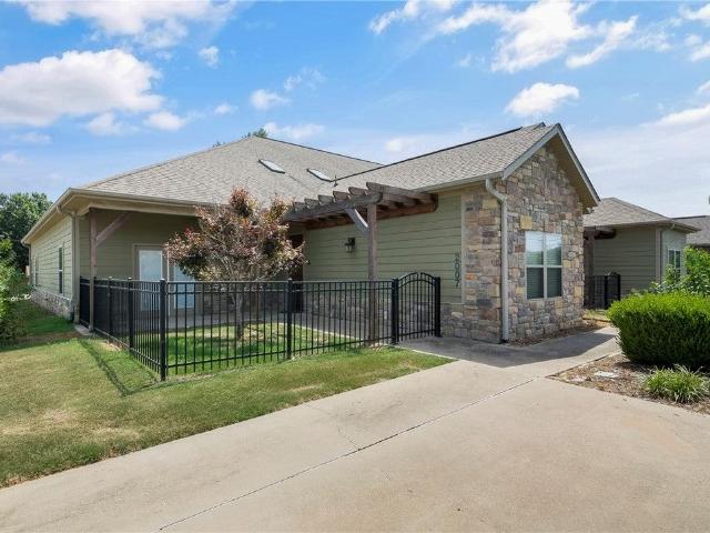 3 Bedroom Home for Rent at 2007 S Dixieland Rd, Rogers, AR 72758