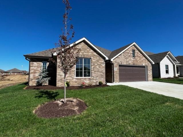 3 Bedroom Home for Rent at 2008 Wes Milligan Ln, Columbia, MO 65201 Old Hawthorne