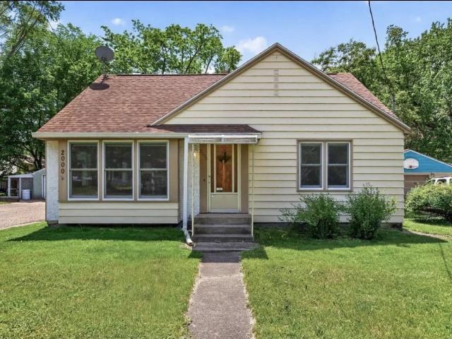 3 Bedroom Home for Rent at 2000 County Road F E #NA, White Bear Lake, MN 55110 White Bear Lake