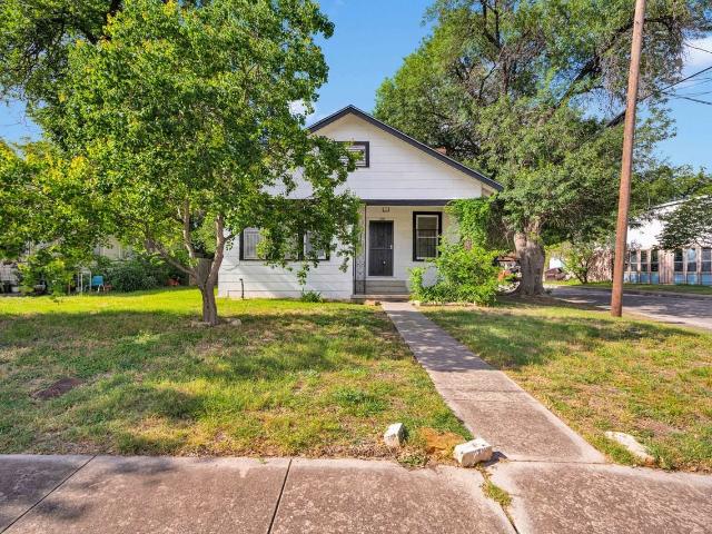 3 Bedroom Home for Rent at 200 Roseborough St, San Antonio, TX 78210 Riverside
