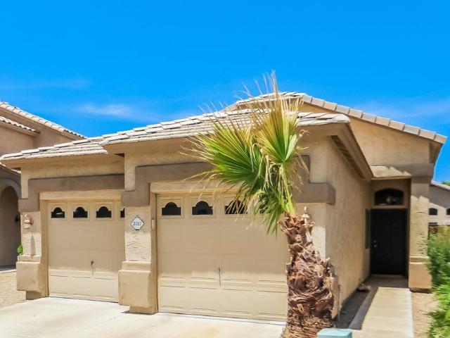 3 Bedroom Home for Rent at 2017 N 106th Dr, Avondale, AZ 85392