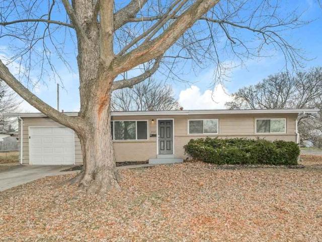 3 Bedroom Home for Rent at 2010 Thunderbird Ave, Florissant, MO 63033