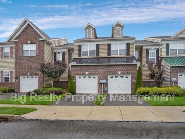 3 Bedroom Home for Rent at 2024 Morgan Hill Dr, Pennsburg, PA 18073