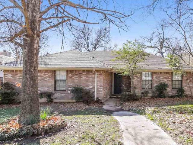 3 Bedroom Home for Rent at 2027 Cherrywood Ln, Denton, TX 76209