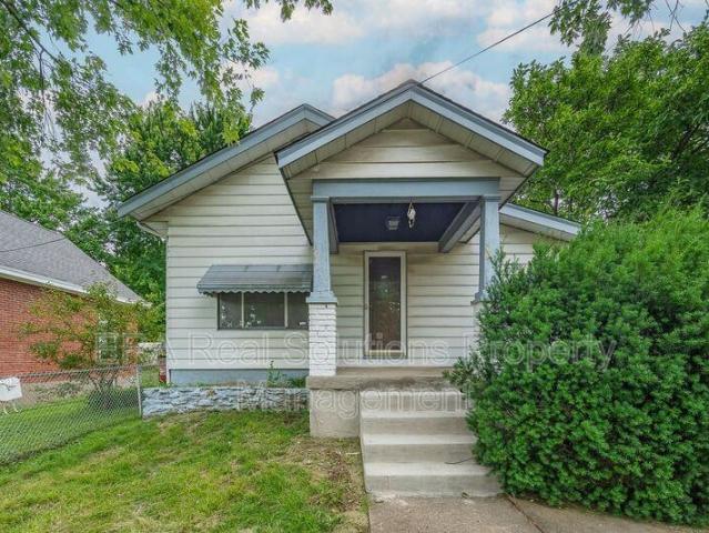 3 Bedroom Home for Rent at 2028 W Galbraith Rd, North College Hill, OH 45239 North College Hill