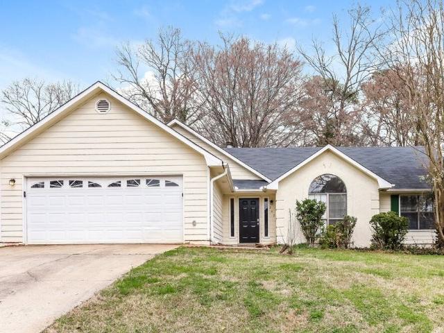 3 Bedroom Home for Rent at 202 Northbridge Dr, Stockbridge, GA 30281