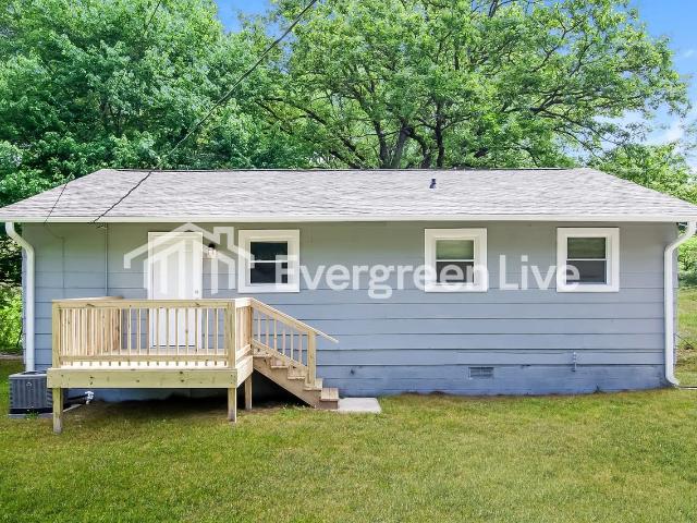 3 Bedroom Home for Rent at 2031 S Pine Dr, Gastonia, NC 28054