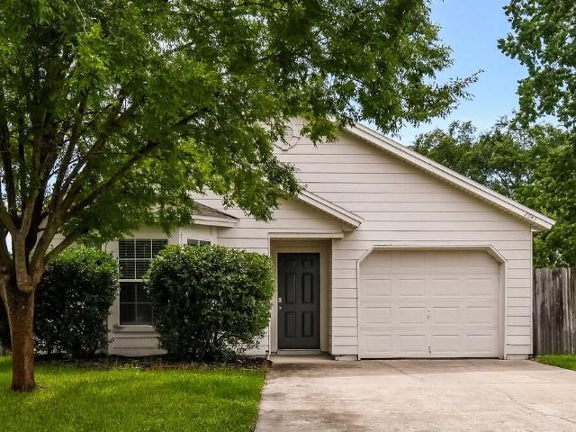 3 Bedroom Home for Rent at 2041 Hunters Trace Cir, Middleburg, FL 32068